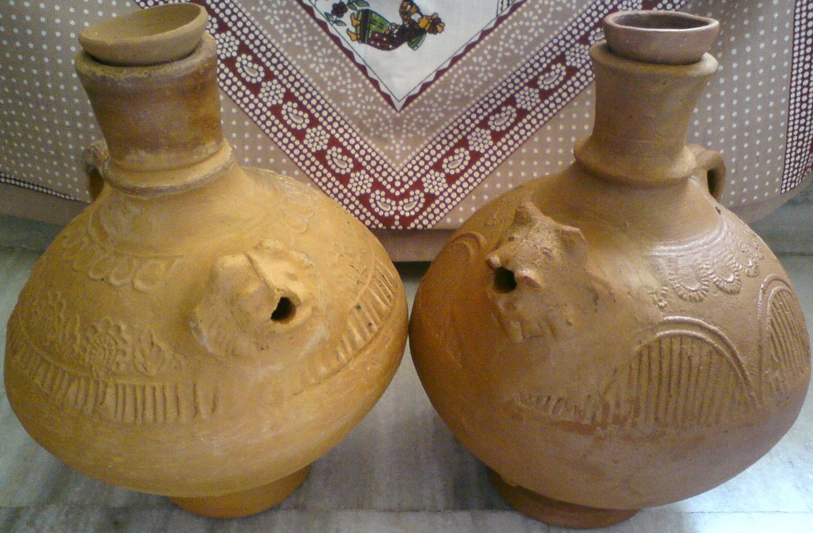 Surahi – Little Red Box